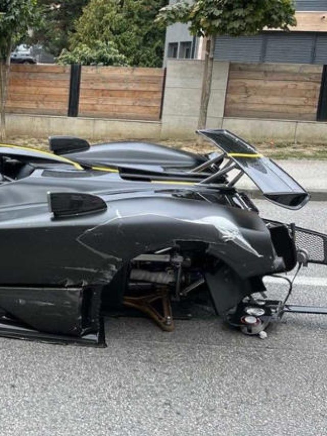 During a supercar event, a Pagani Zonda HP Barchetta worth $17 million ...