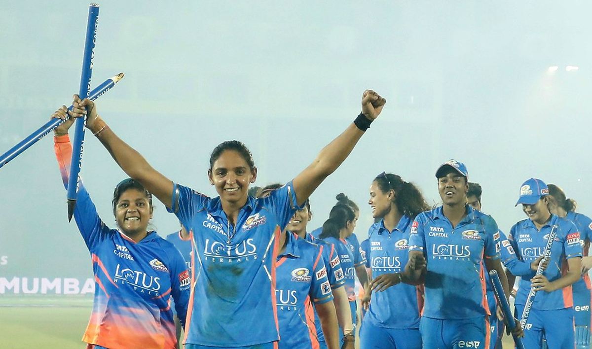 WPL ਦਾ ਪਹਿਲਾ ਖਿਤਾਬ ਜਿੱਤਣ ਤੋਂ ਬਾਅਦ Mumbai Indians ਦਾ ਸੈਲੀਬ੍ਰੇਸ਼ਨ